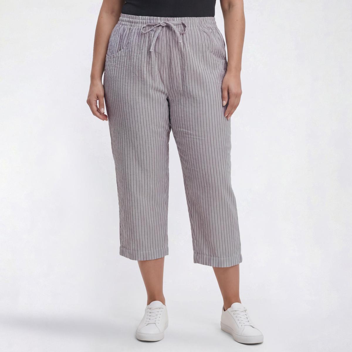 Click here for Plus Size Jordana Rose Seersucker Stripe Capris prices